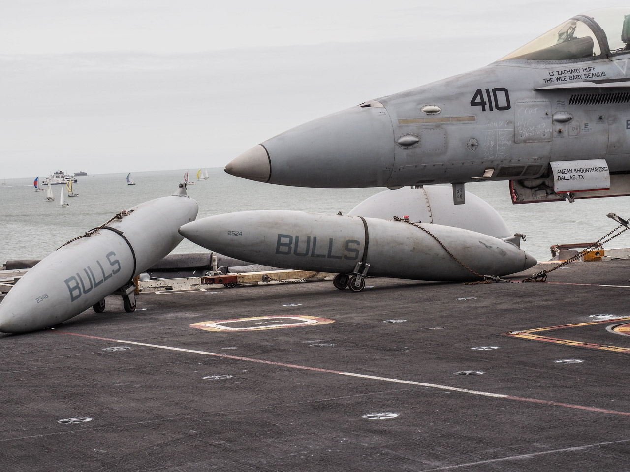 CVN-77 USS George H. W. Bush – Aviography UK